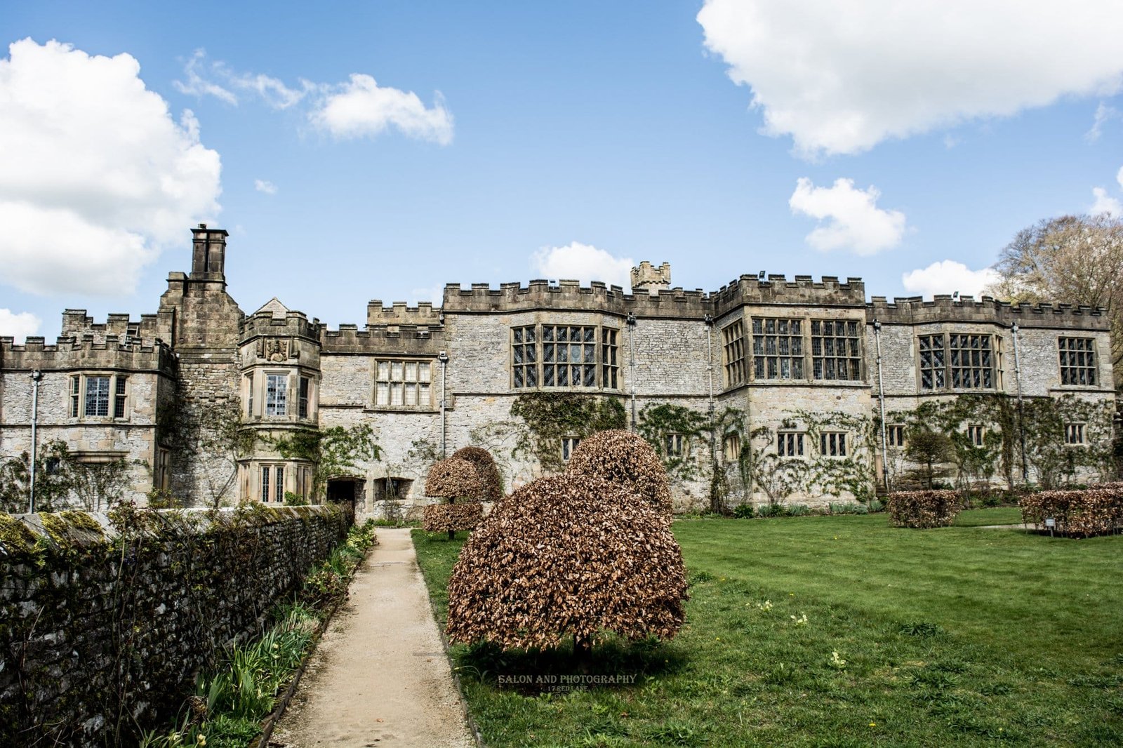 Haddon Hall, Derbyshire - iVisit