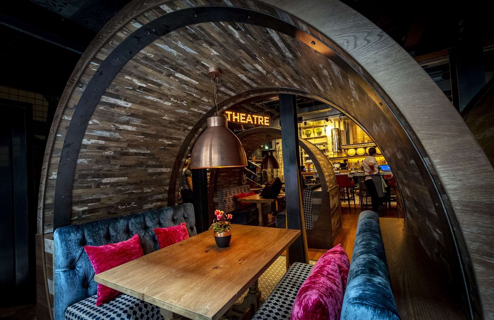 What are the Coolest Bars in Cambridge? - iVisit