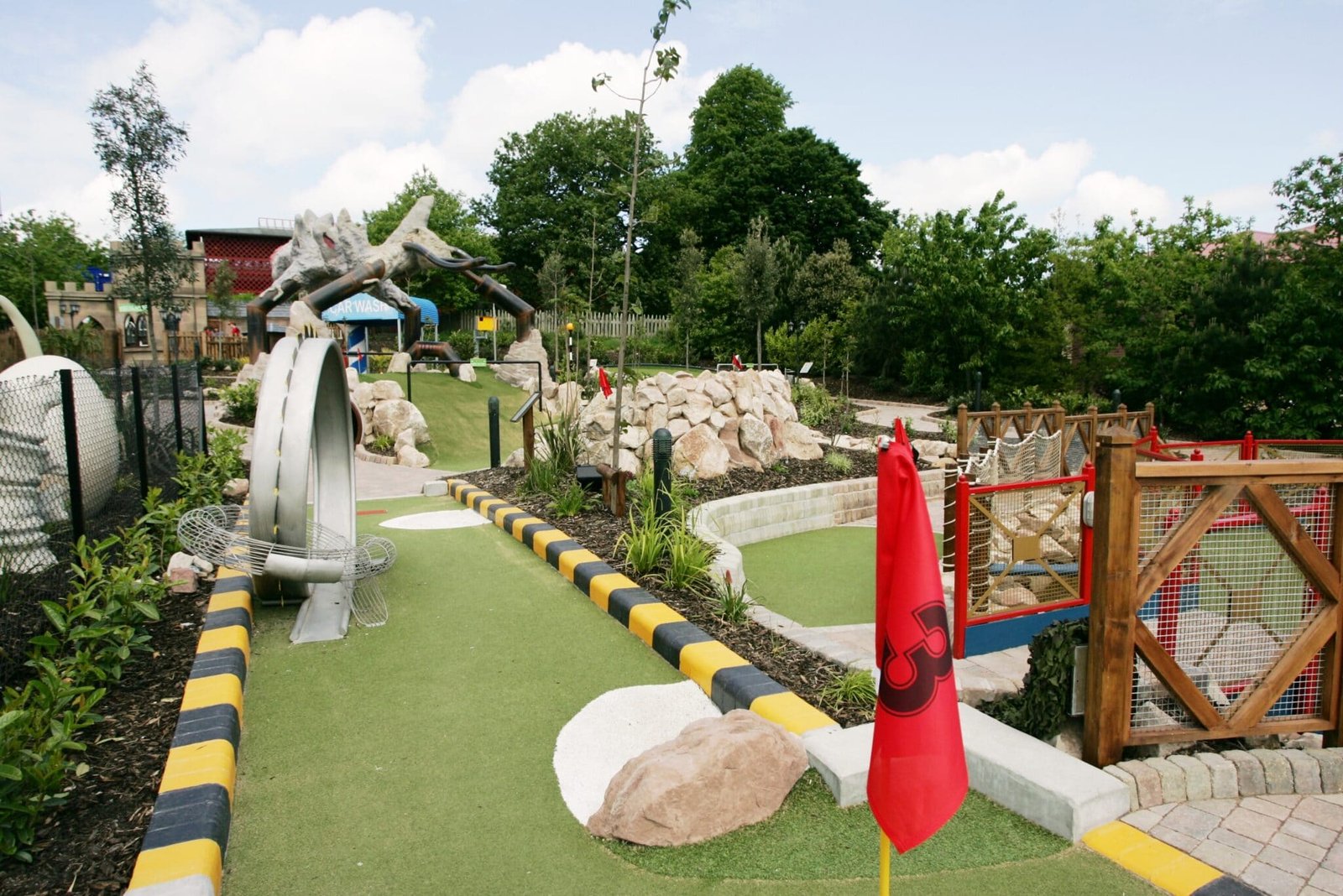 Extraordinary Golf at Alton Towers Resort - iVisit