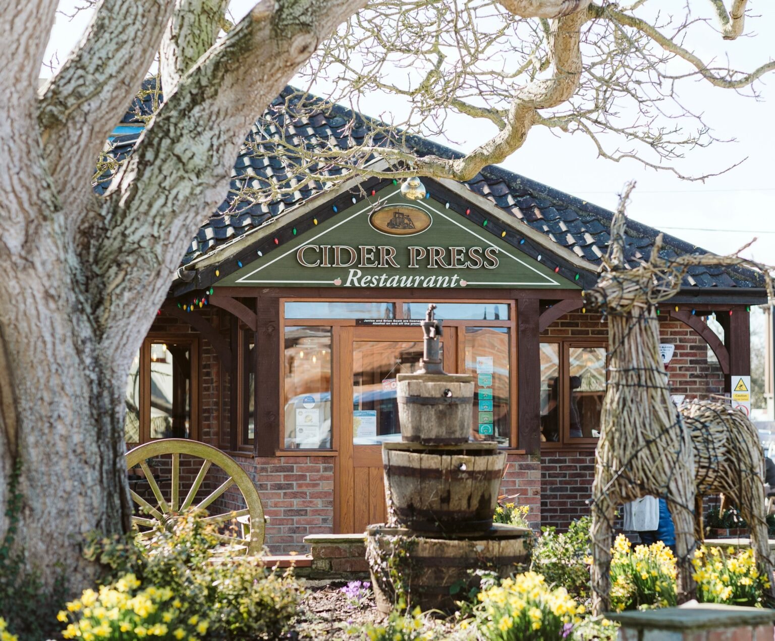 The Story Behind Rich’s Cider Farm - iVisit